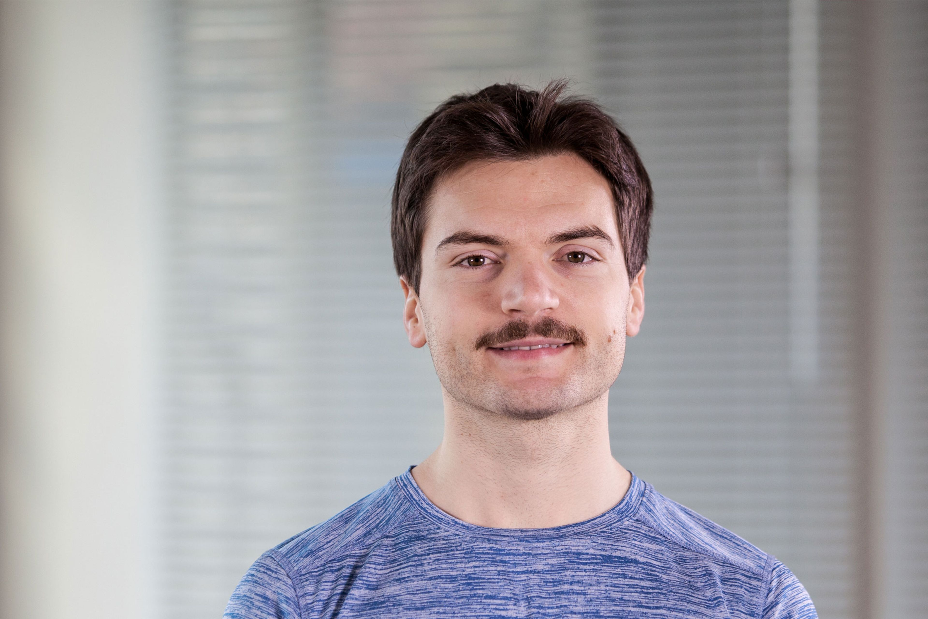 One leg Deadlifts: Übung für Oberschenkel, Gesäss und unteren Rücken ...