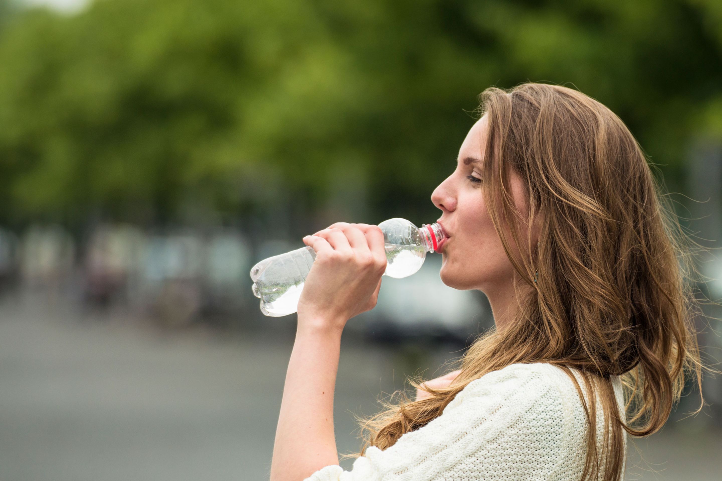 2-Liter-Regel: So viel solltest du trinken | Migros iMpuls